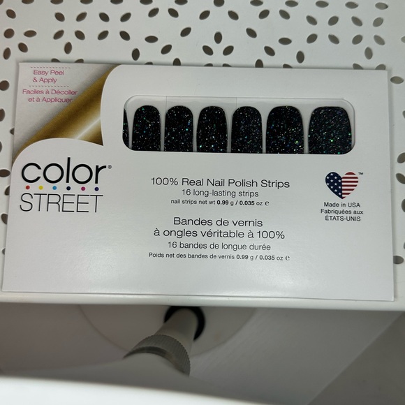 Color Street | Makeup | Color Street Nail Strips In Holidaze | Poshmark